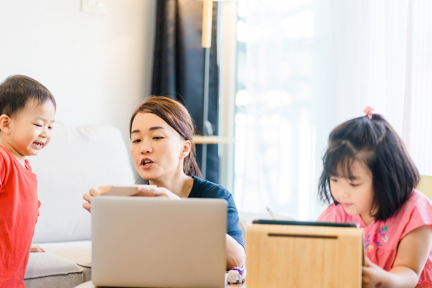 Housework and home work in the time of coronavirus