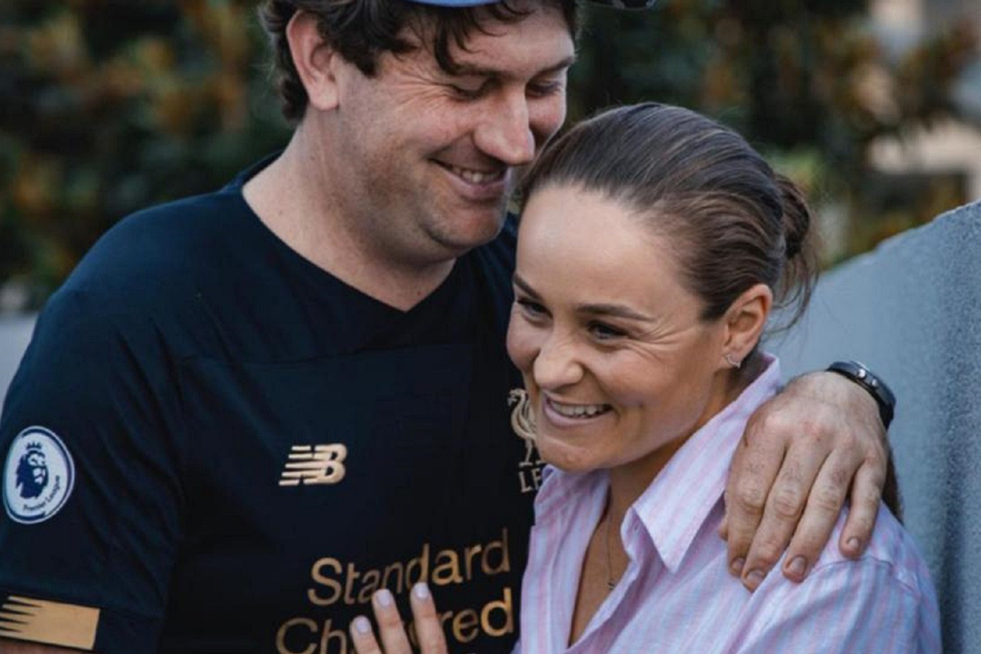 Ash Barty announces engagement to partner Garry Kissick