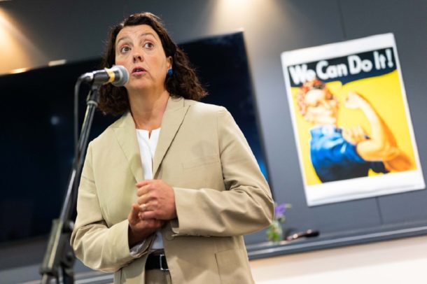 Why Dr Monique Ryan gave away her dream job to challenge the Treasurer ...