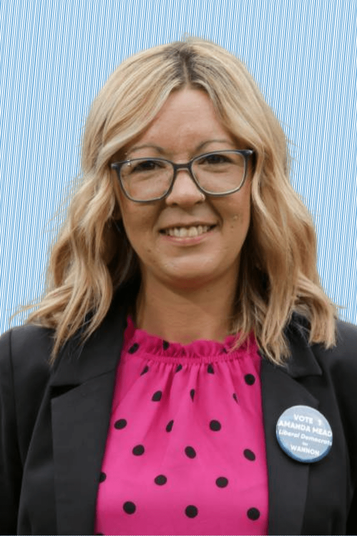 Amanda Mead's Instagram, Twitter & Facebook on IDCrawl