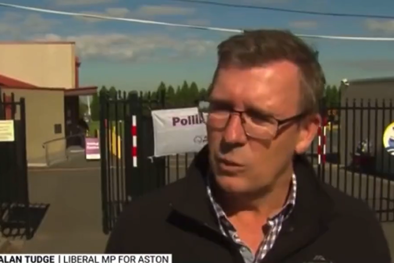 Alan Tudge will return to cabinet if Coalition re-elected, Morrison says