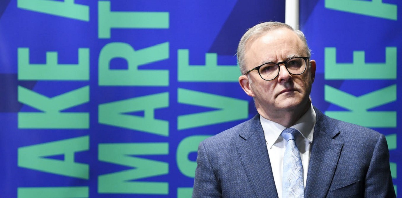 ‘Gotcha’ questions are ugly journalism but hazards for leaders