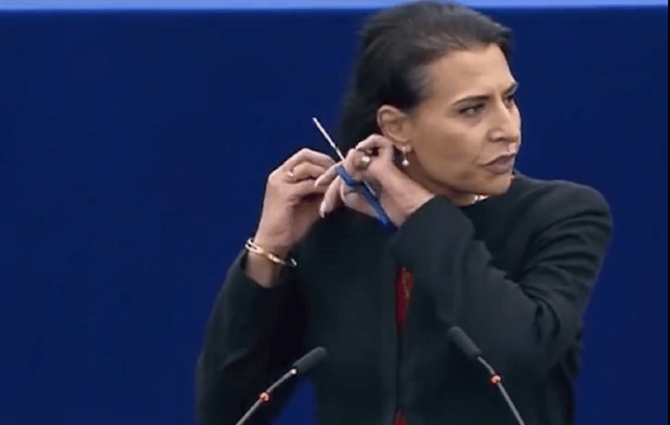 Swedish politician cuts off hair in solidarity with women in Iran