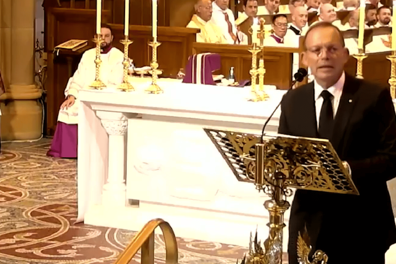 Abbott describes Pell as 'the greatest man I've ever known'