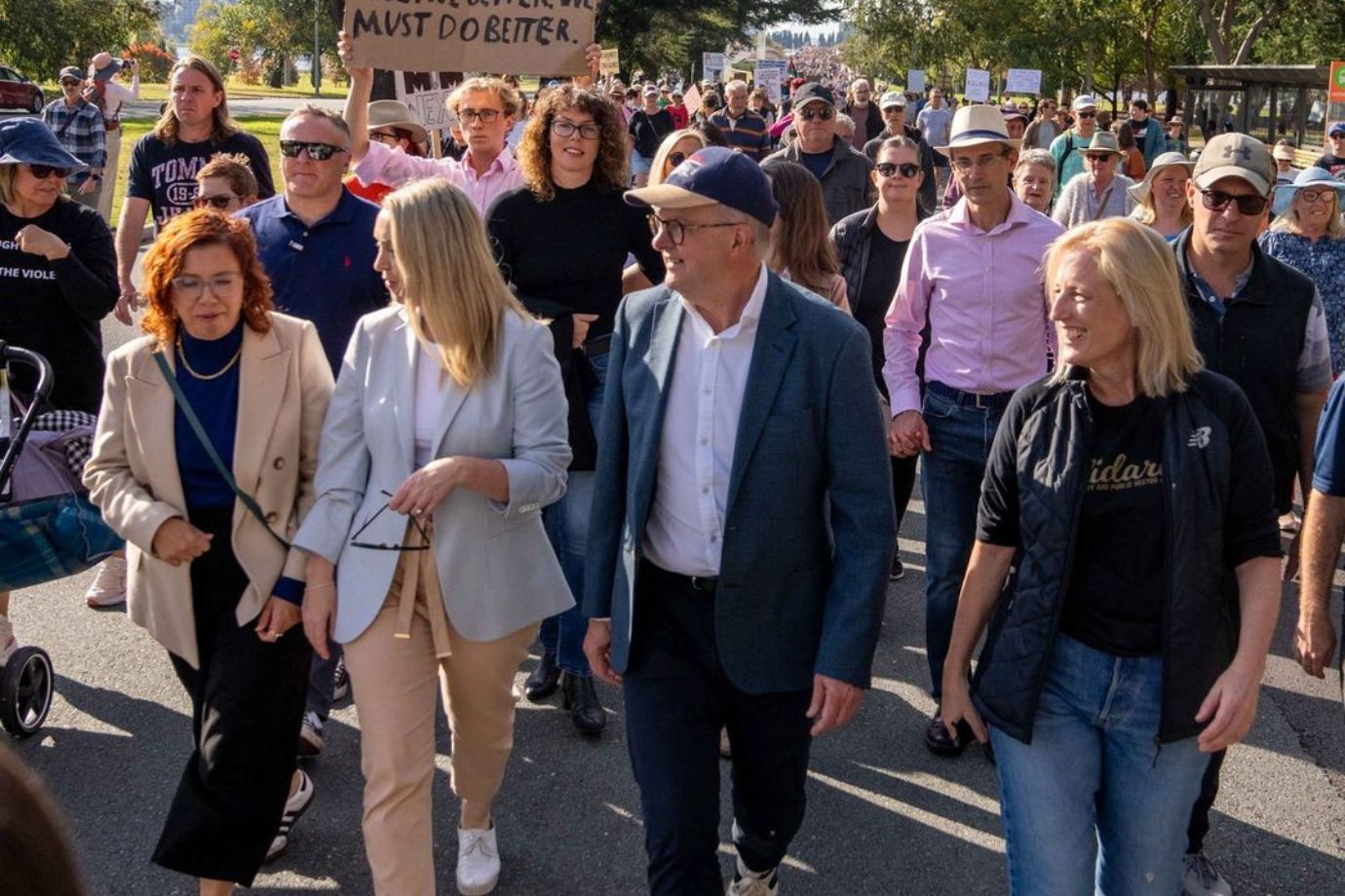 National cabinet meeting to address violence against women