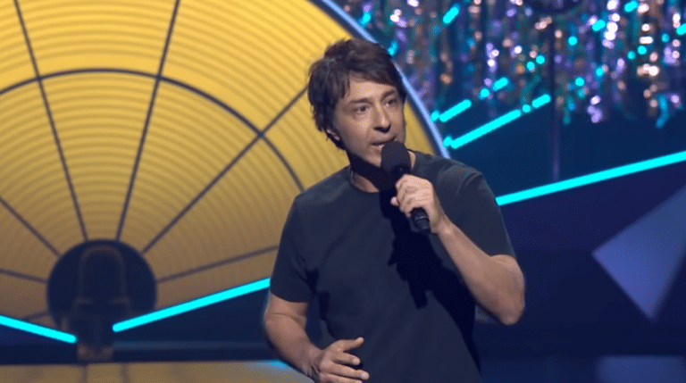 Arj Barker defends his call to ask mother and her baby to leave his show