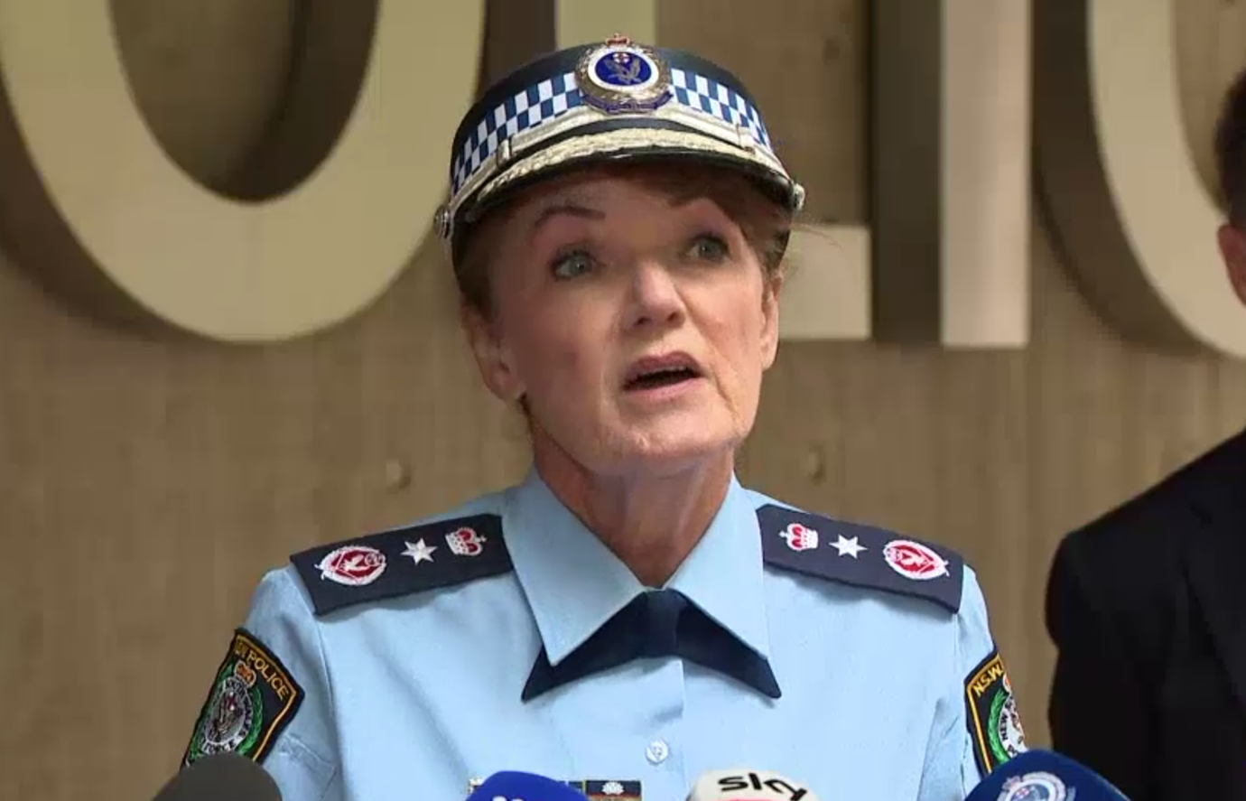 Antisemitism concerns grow in Sydney as caravan with explosives discovered