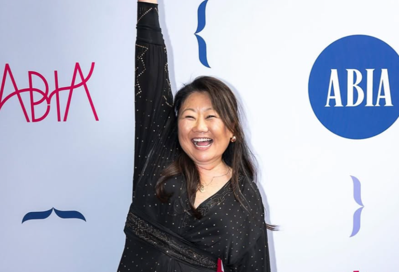 Nagi Maehashi wins prize at Australian Book Industry Awards